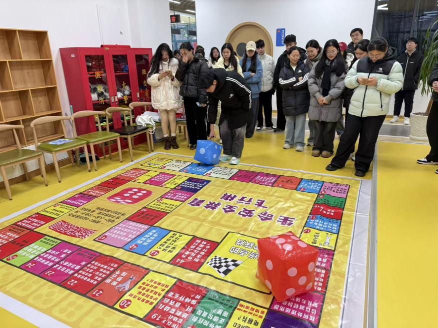 守护生命安全，筑牢成长防线——社团主题教育活动